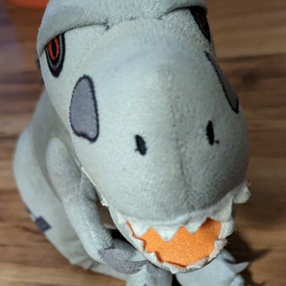 Universal | Toys | Jurassic World Dinosaur 8 Long Soft Gray Indominus ...